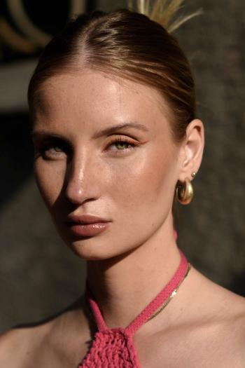 Women | Suprise Model Management