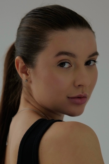 Women | Suprise Model Management