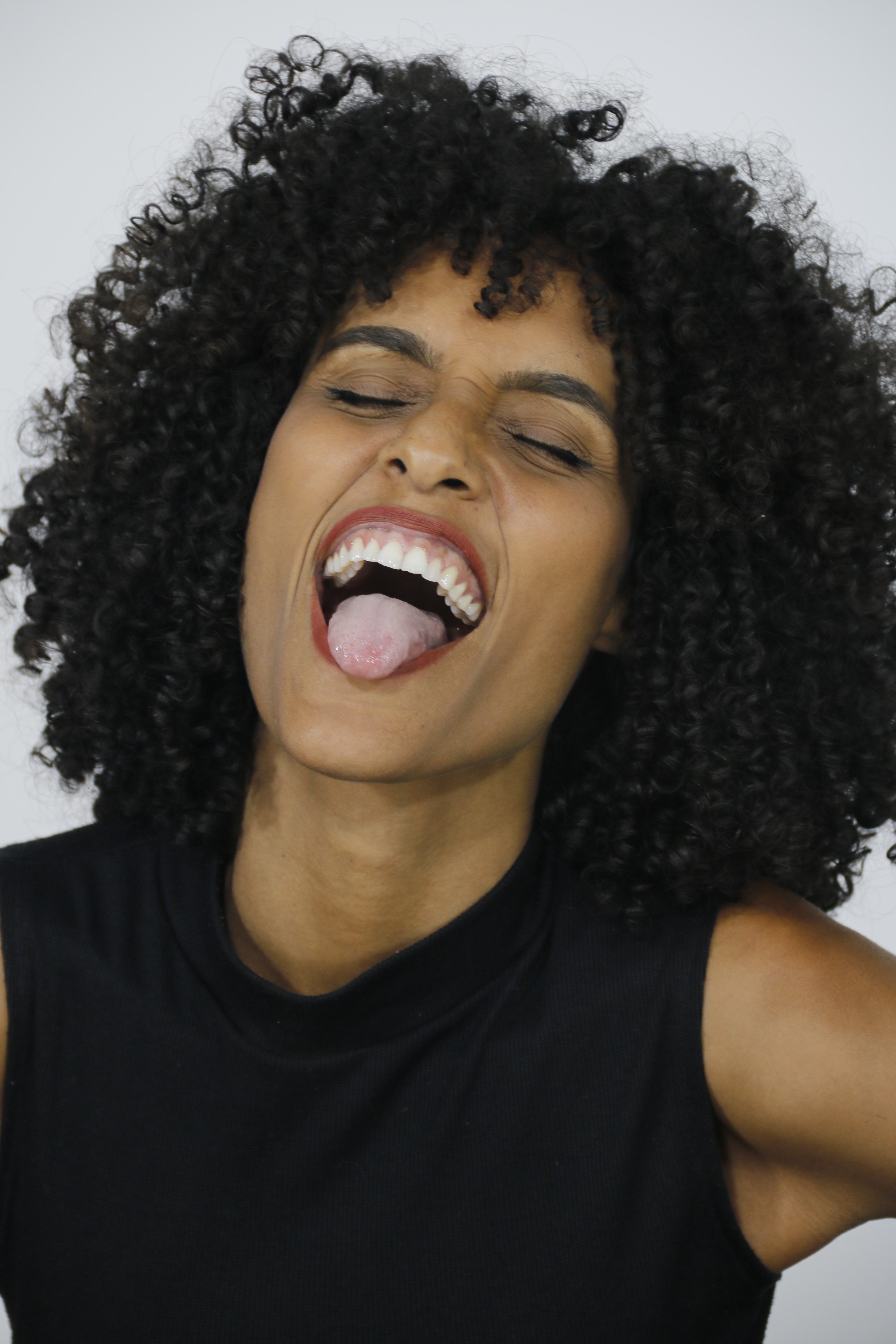 Anna Paula Barros | MODELOS | Agência BASE | Atores e Modelos