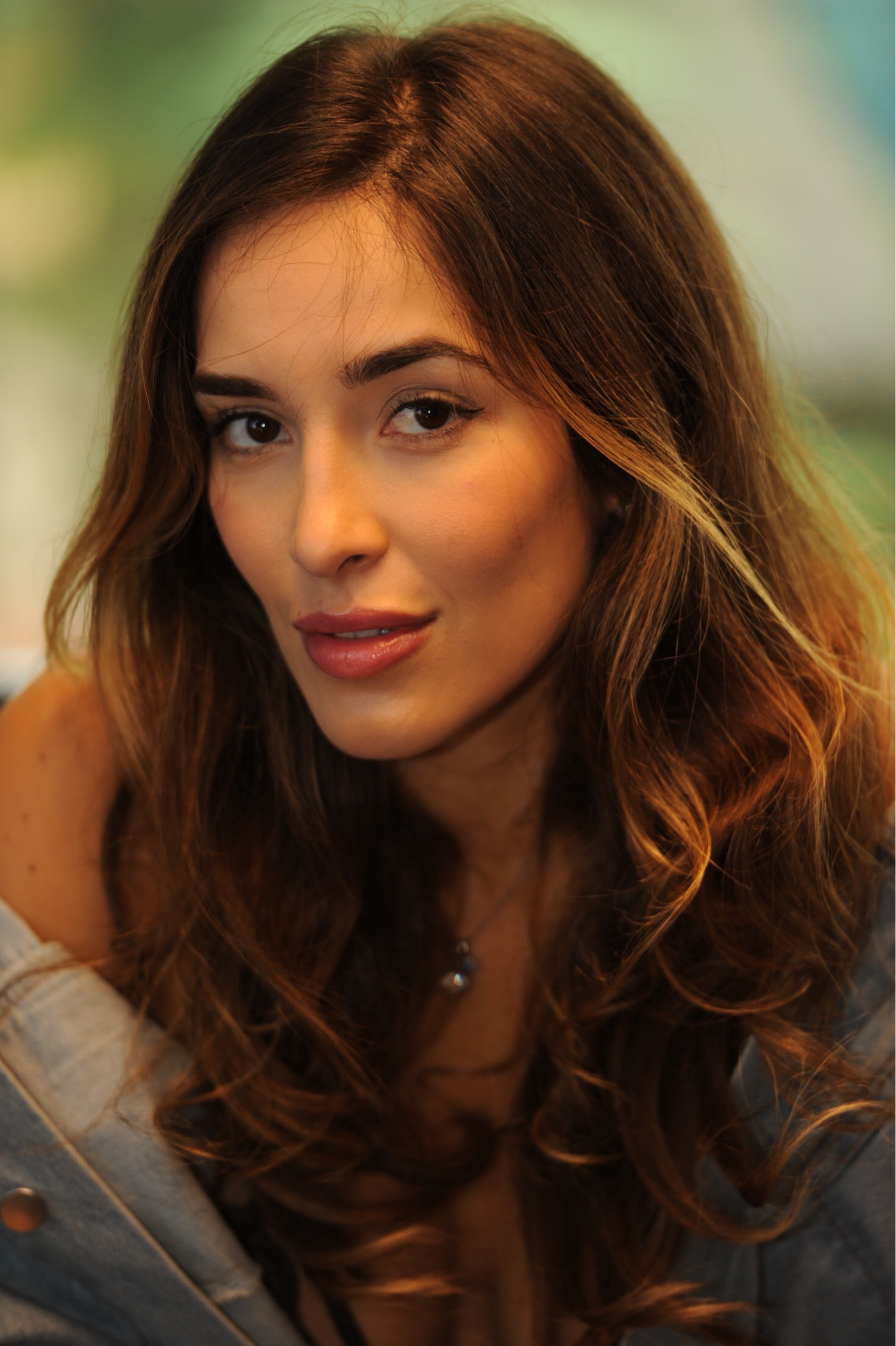 Carol Alves | MODELOS | Agência BASE | Atores e Modelos