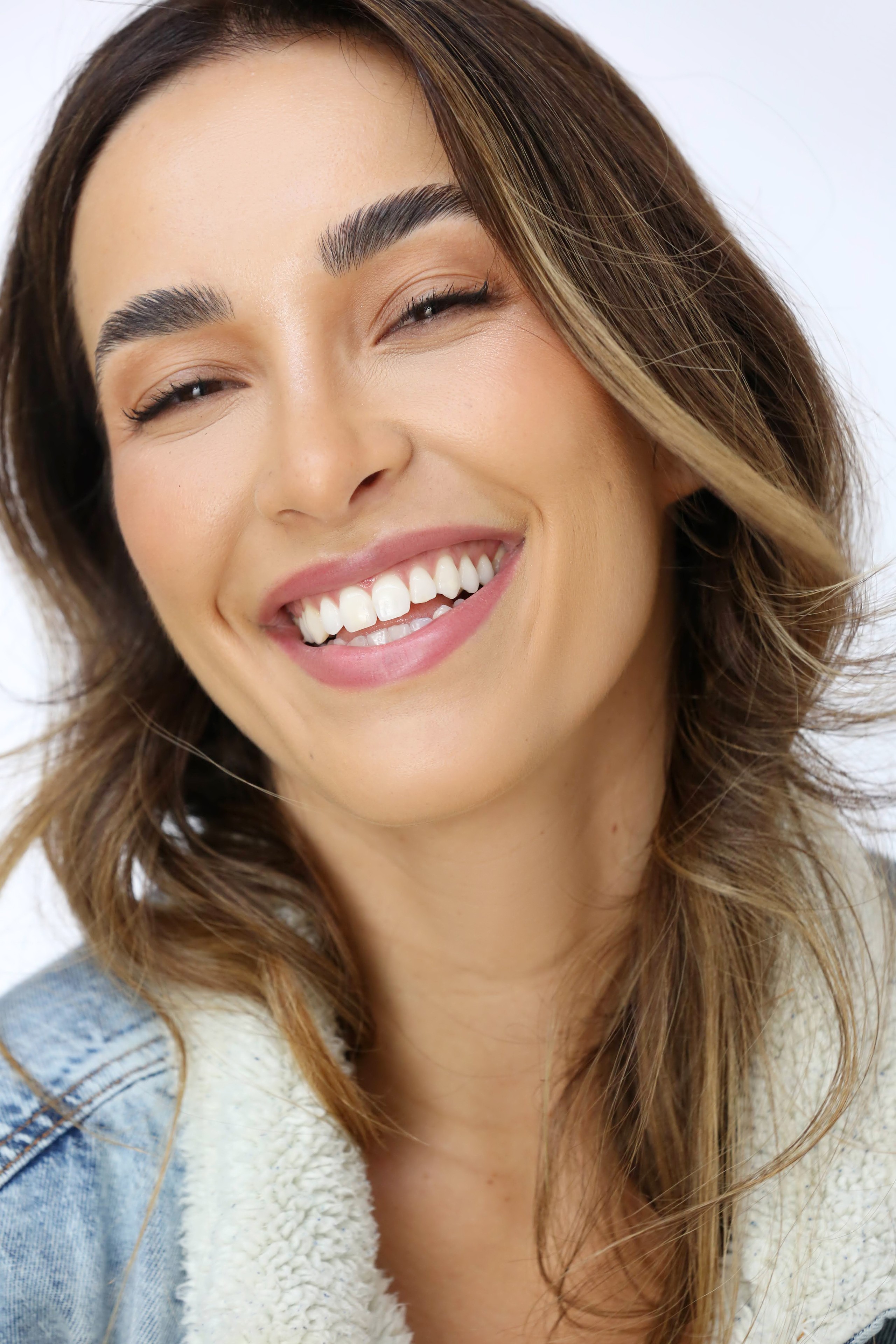 Carol Alves | MODELOS | Agência BASE | Atores e Modelos