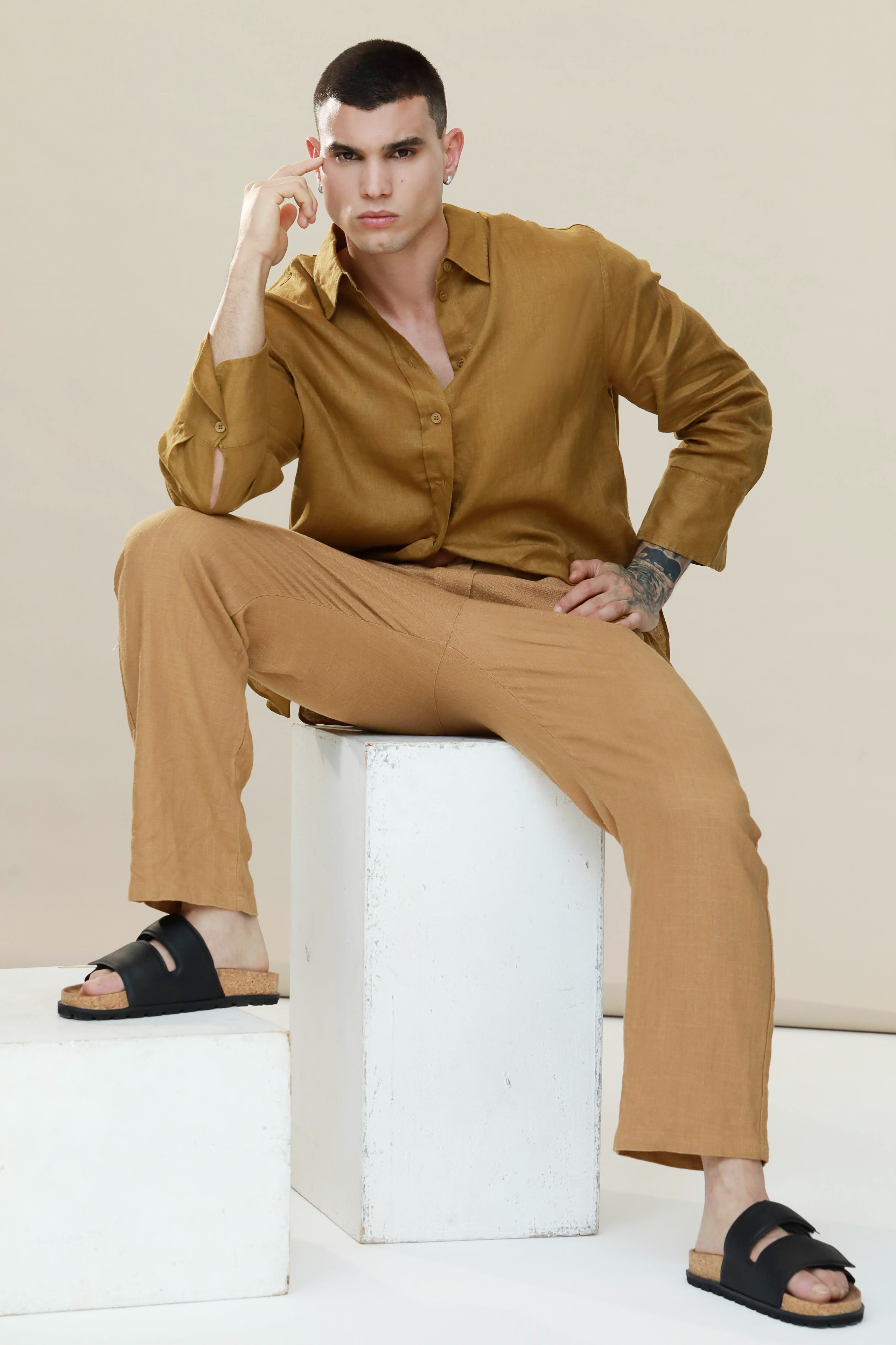 Modelo • Grego • Another Agency