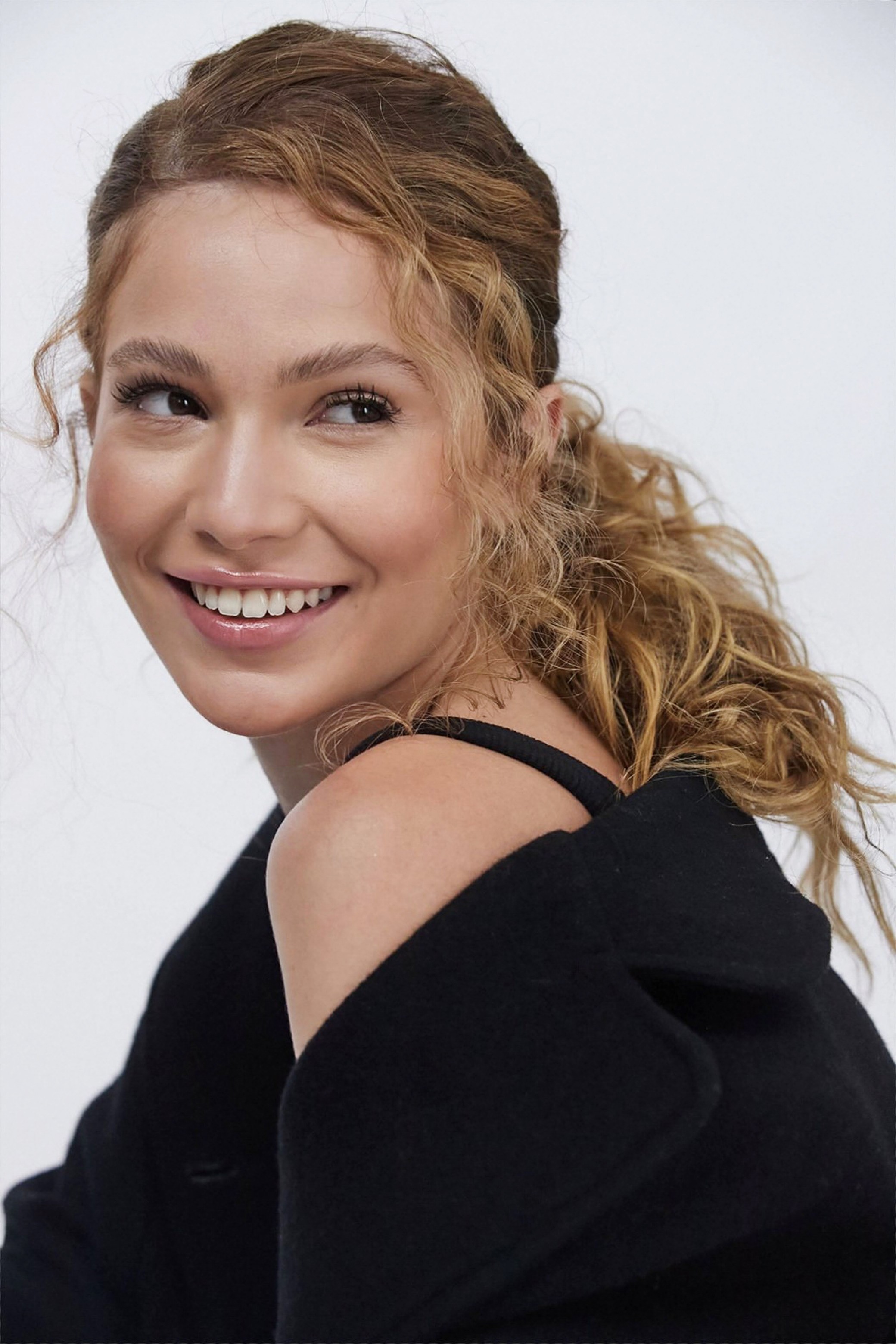 Modelo • Bruna Trindade • Another Agency