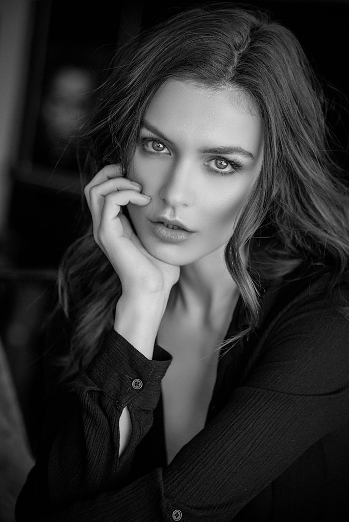 VANESSA DONATO | Model agency in medellin | I am in COVER