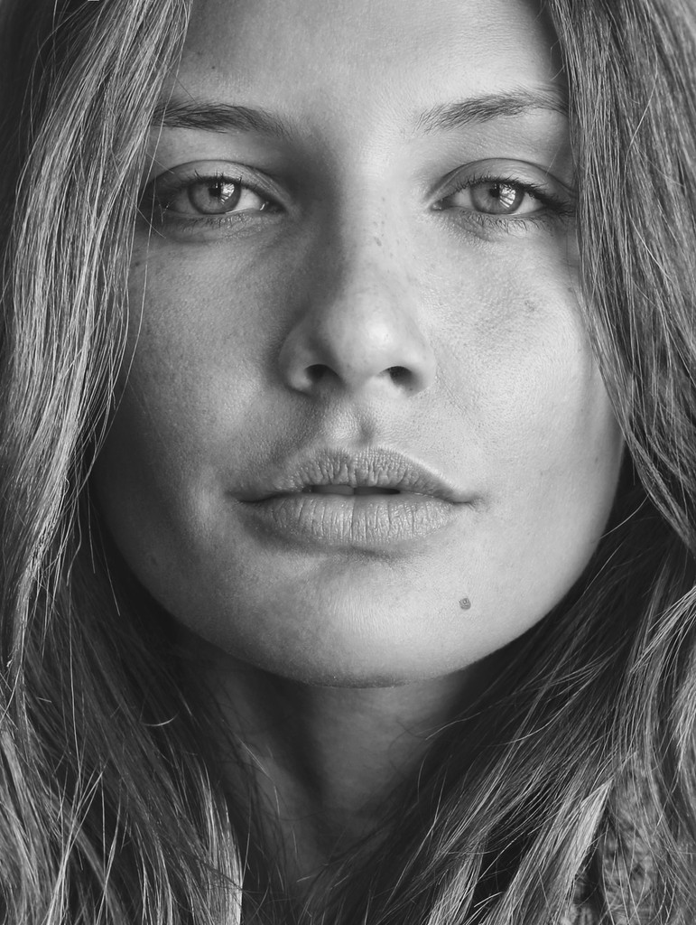 BRENDA PISTELLI | Model agency in medellin | I am in COVER